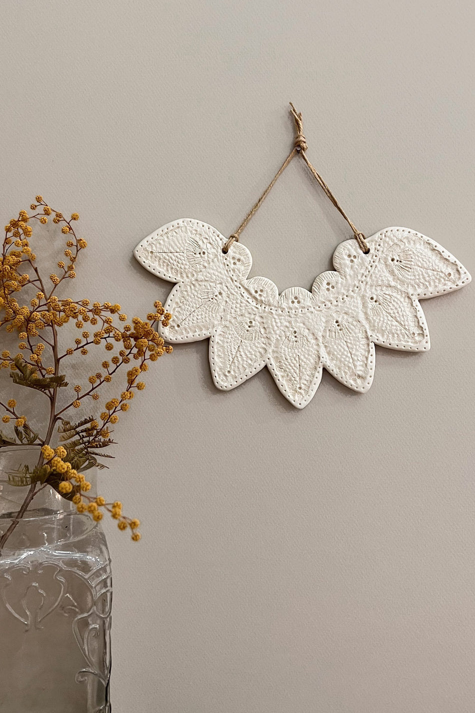 Colliers décorations murales – Bianka Leone